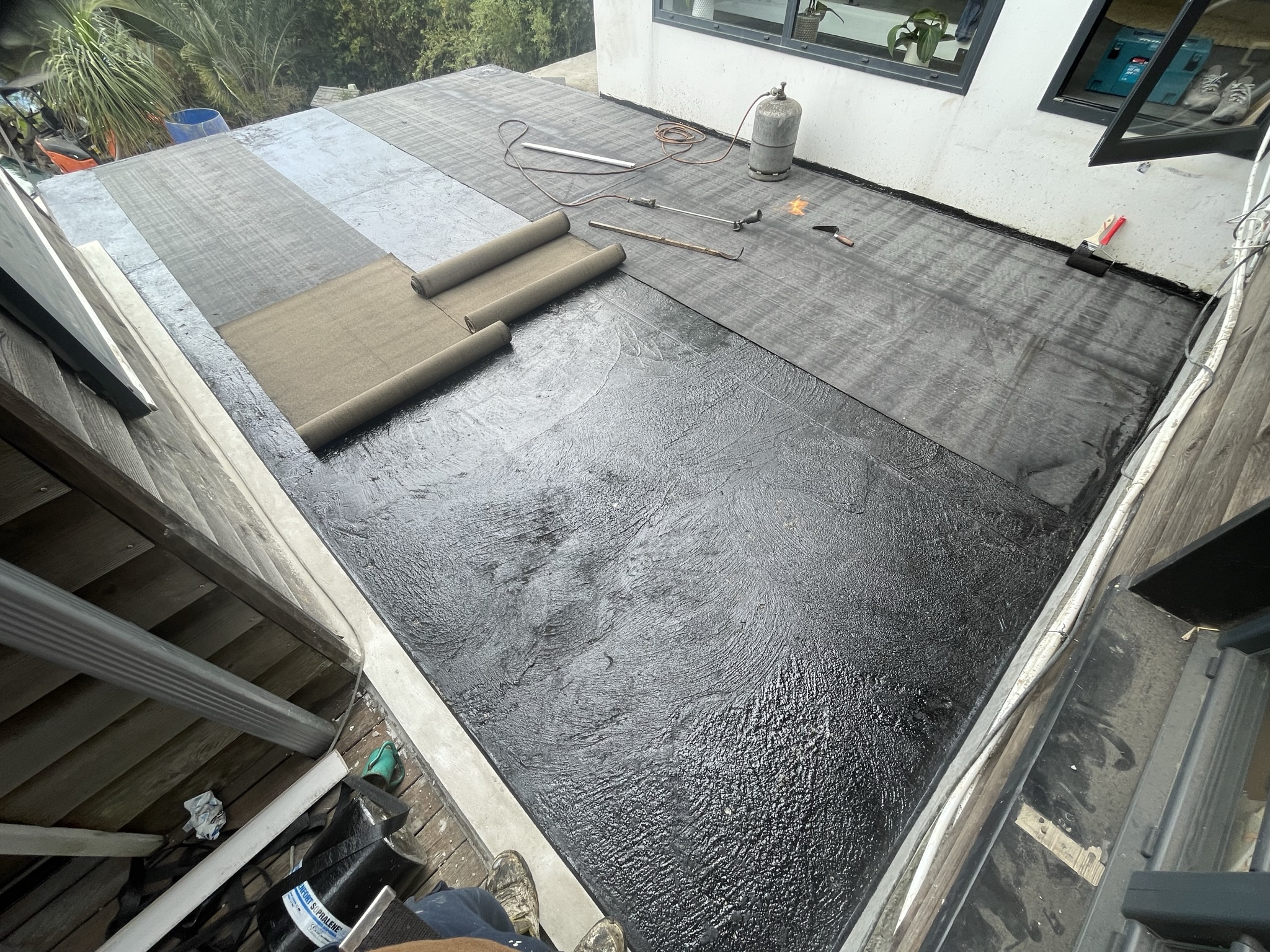 Création de toiture terrasse accessible avec dalle sur plots - LE GUEL ...